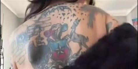 Nipple Slip On Live Tok