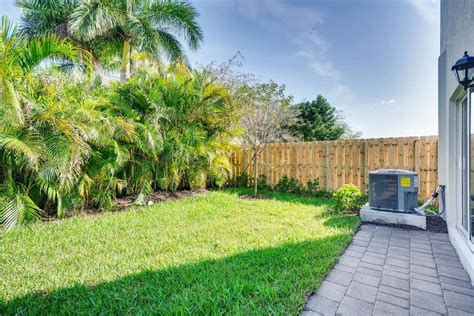 Leydis Hernandez Real State Agent Home Facebook