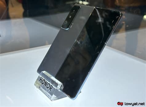 HONOR Magic Vs Foldable Goes Official Coming Soon To Malaysia Lowyat NET