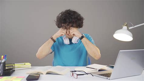 Young Man With Visual Impairment 42574225 Stock Video At Vecteezy