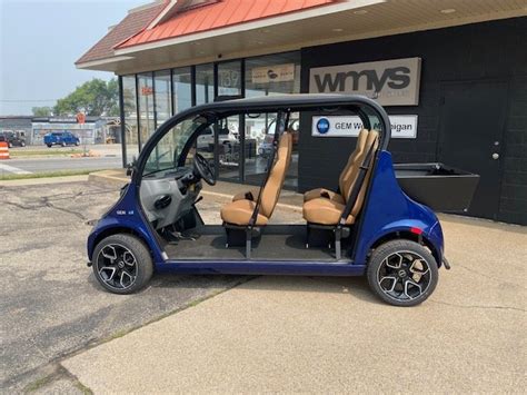 2023 Demo Gem E4 Navy Blue Gloss — Wmys