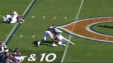 Dont Look Now But Darnell Wright Quietly Ranks Among Nfls Best