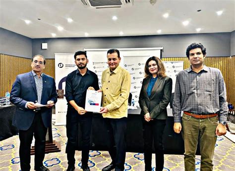 Criticalthinking Civiceducation Syed Usman Javed