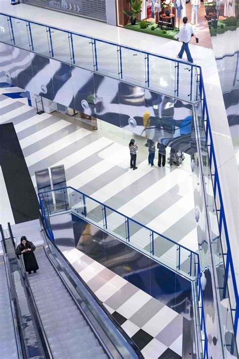 Capitamall Skyview Reflects Chongqings Dynamic Streetscape