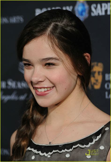 Hailee Steinfeld Prabal Gurung Gorgeous At The Globes Photo 400900