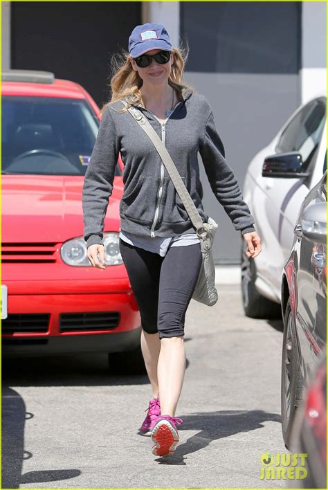 Renee Zellweger Is One Happy Gym Goer In Beverly Hills Photo 3334197