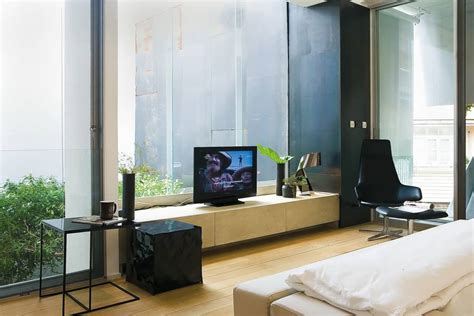 6 Stunning Tv In Front Of Window Ideas That Is Feasible