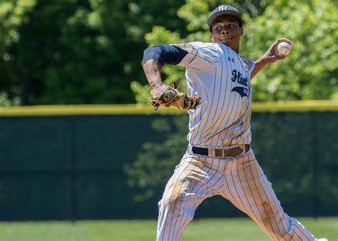 Hs Baseball Inside The Locker Room