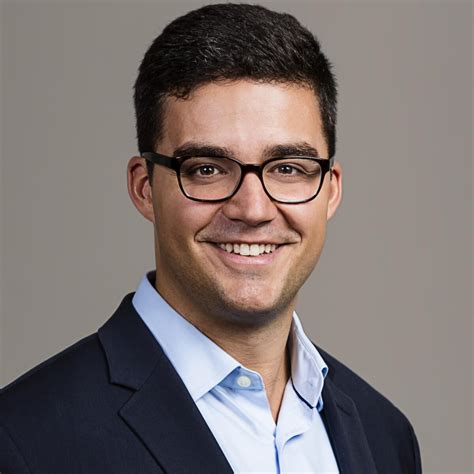 From Linkedin To Instagram Using Headshots Across Multiple Platforms