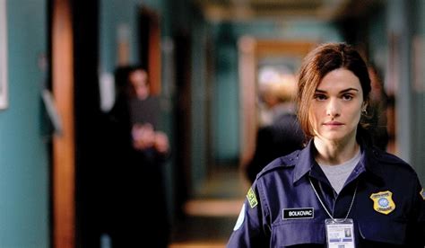 חשופות עם רייצל ווייז יפתח את פסטיבל הנשים 2011 מגזין אידיבי