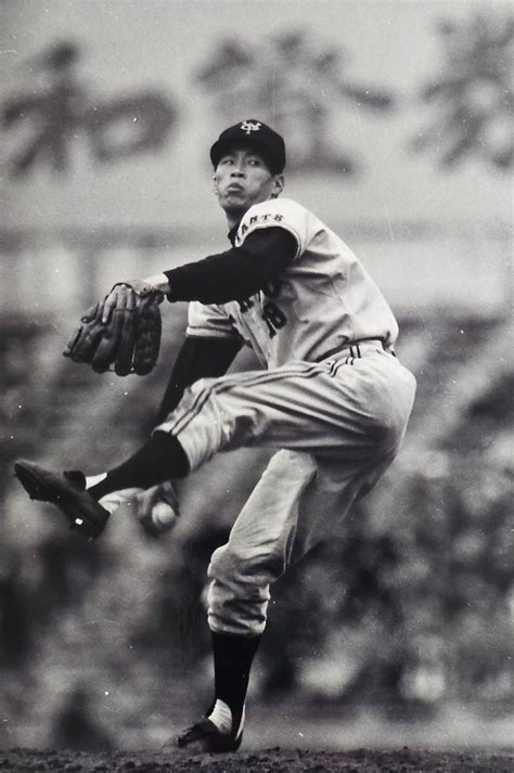 Yahooオークション Lサイズの白黒生写真藤田元司巨人 ③