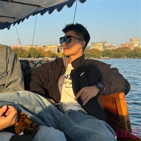 陈逸鸣 男子汉图鉴！