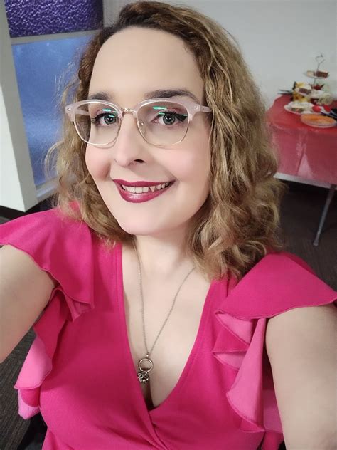 Stuffie Goblin Robin 🐇🏳️‍⚧️ On Twitter 6 Months To 83 Months Of Estrogen