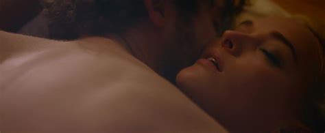 Entanglement nude pics página