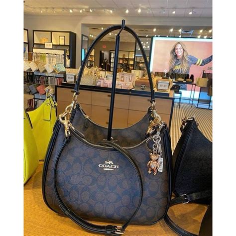 🇲🇾💯authentic Coach Teri Hobo Crossbody Shopee Malaysia