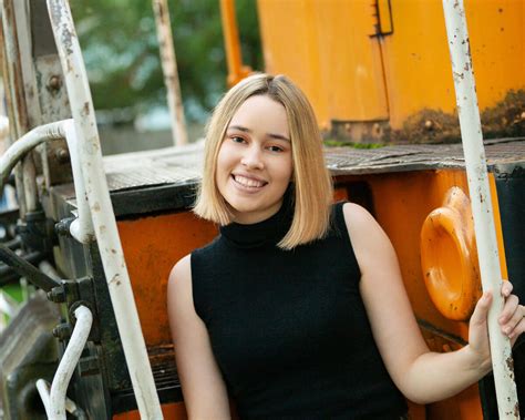 Senior Portrait Photography Seattle Issaquah Bellevue Washington