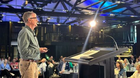 Futureofwork Daniel Phipps