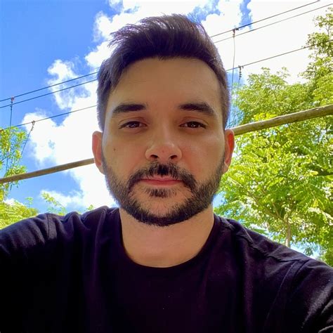 Laécio Henrique Valentim Feitosa On Reels