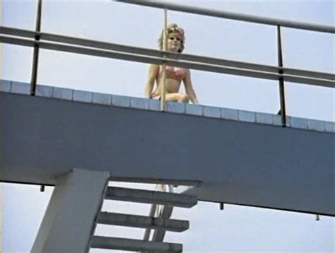 Amadee Chabot Nuda ~30 Anni In El Aviso Inoportuno