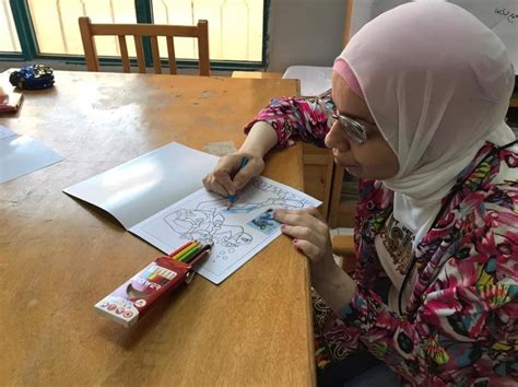 ورشة تلوين لذوي القدرات والهمم بمركز شباب العاشر من رمضان ببورسعيد صور