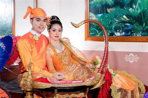 Plenty Of Love Even In Times Of Hardship Myanmar Couples Wed Amid Many