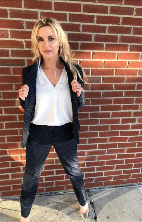 At Roxy Plastic Surgery We Empower Women To Be Their Best Selves Says