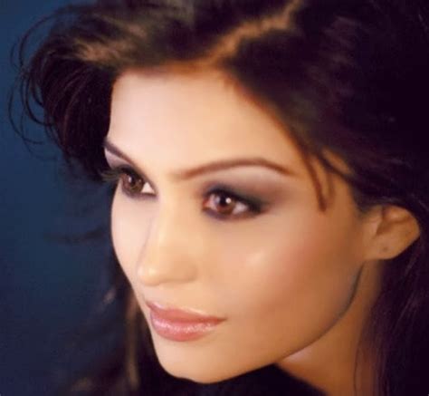 Simran Kaur Hd Wallpapers Free Download Famous Porn Girl