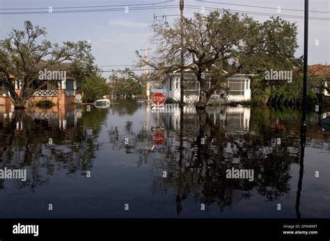5 Sept 2005 New Orleans La Hurricane Katrina Aftermath New