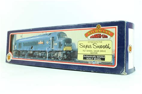Bachmann Branchline 31 076 Class 46 46045 Peak In Br Blue Hattons