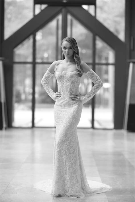 Nuna Model Nurcan Ege 2025 Gelinlik Koleksiyonu