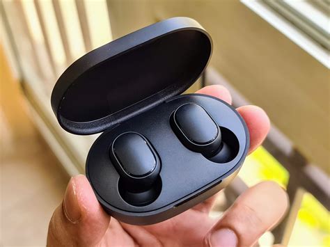Xiaomi Redmi Earbuds S Review More Than Just Bare Minimum Wearables Reviews Ht Tech