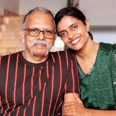 Actress Kani Kusruthikani Kusruthi Old Photo Getting Viral On