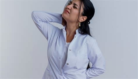 Understanding Sciatica Definition Causes Symptoms And Treatments Mandaya Hospital Group