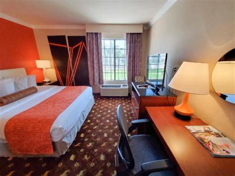 Howard Johnson By Wyndham Pasadena Pasadena Updated Prices 2026