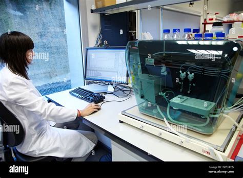 Spr Surface Plasmon Resonance Bioengineering And Microbiology
