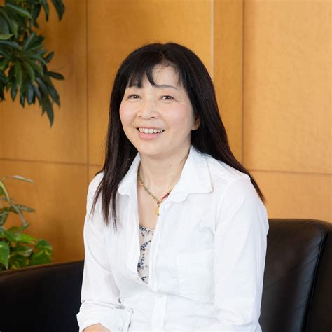 正面全裸マンコ写真無修正投稿写真年増女の裸投稿画像