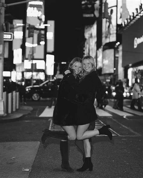 Emily And Sidney Sentner Ah Ship Another Twin Trip Instagram