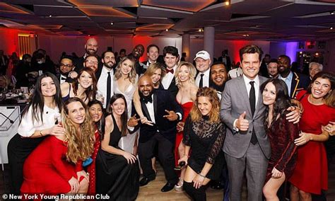 Lauren Boebert Got So Drunk At Gop Christmas Party Bar Staff Stopped Serving Her And Tried