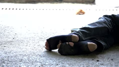 1028 Sleeping Male Feet Stock Videos Footage And 4k Video Clips