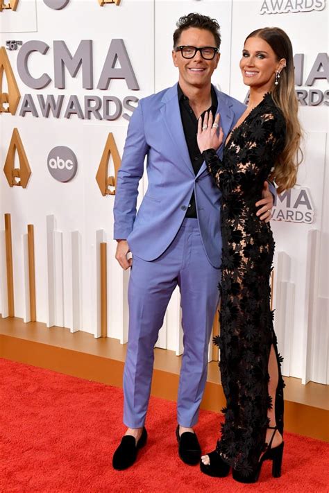 2022 Annual Cma Awards Arrivals Entertainment Tonight