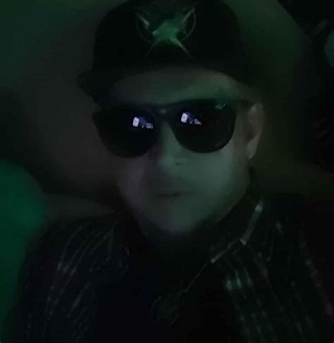 Artes And Craft I Dont See Race Sex Or Sexuality But I Despise Stupidity Qanon Loons Young