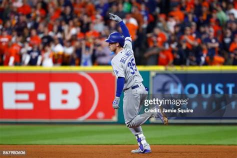 Cody Bellinger Home Run Photos Et Images De Collection Getty Images