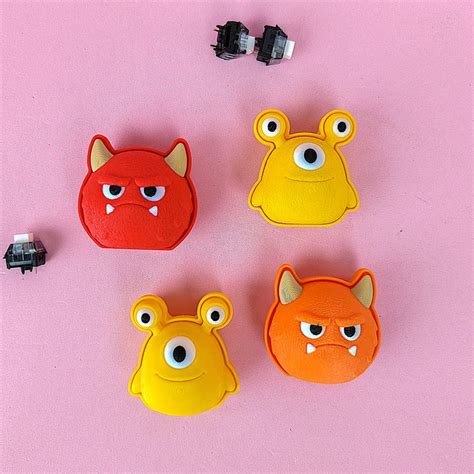 3d Printable Monster Fidget Clicker Keychain Grumpy Horns And Twin