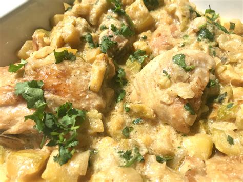 Куриные бедра в соусе из кабачков - пошаговый рецепт с фото