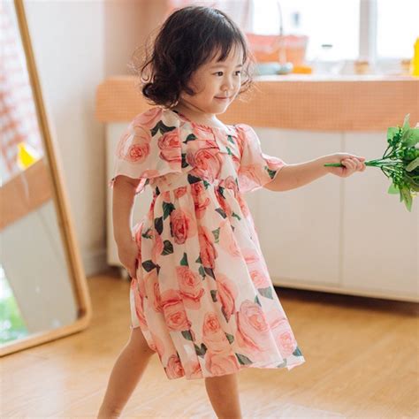 Top 6 Kiểu Váy Tết Cho Bé Gái Xinh Như Công Chúa
