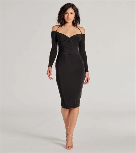 Black Halter Evening Dresses And Windsor