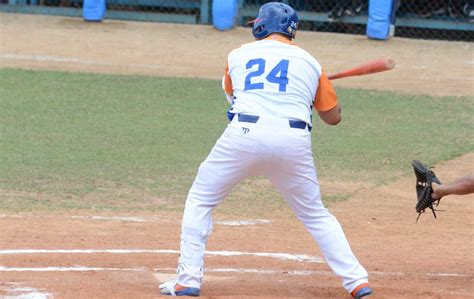 Frederich Cepeda Rey De Los Tubeyes En Series Nacionales Fotos