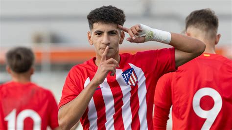 Rayane Belaid Deslumbra A Europa