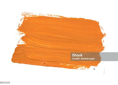 디자인 요소를위한 오렌지 아크릴 페인트 스트로크 장식품을위한 예술적 브러시 스트로크와 낮은 삼분의 일 고립 된 배경 0명에 대한 스톡 사진 및 기타 이미지 Istock