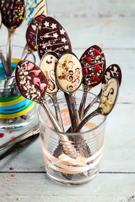 Easy Chocolate Spoons For Edible Ts Or Parties
